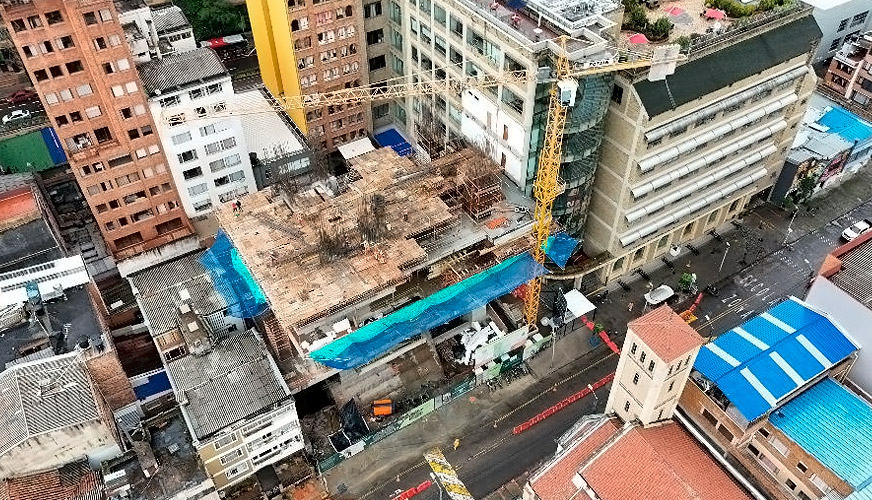 UNIVERSIDAD DISTRITAL - Amcoconstructora